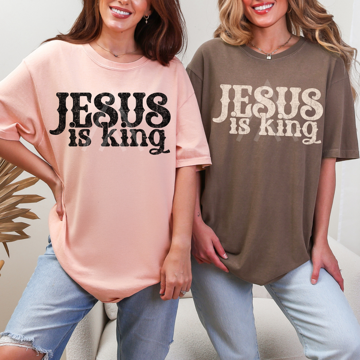 Grunge Jesus Is King – Up North Screen Prints