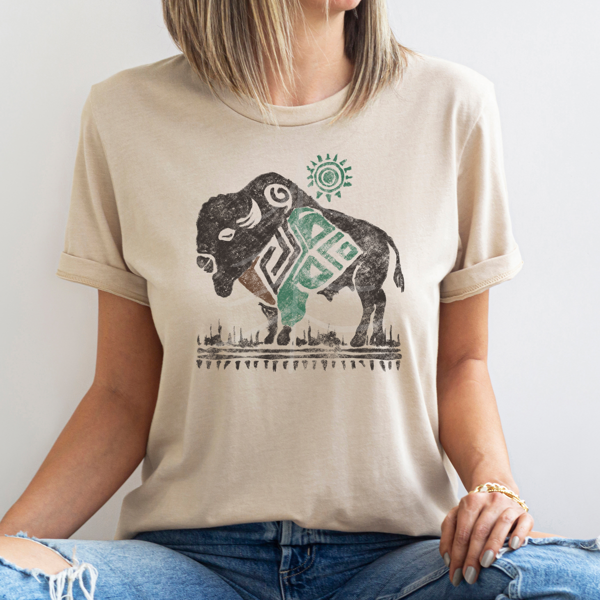 Aztec Buffalo With Sun – Up North Screen Prints